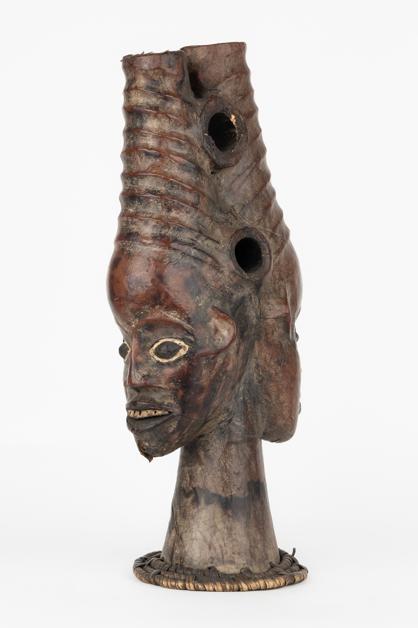 Máscara Egbo Ekoi - Museu Afro Brasil