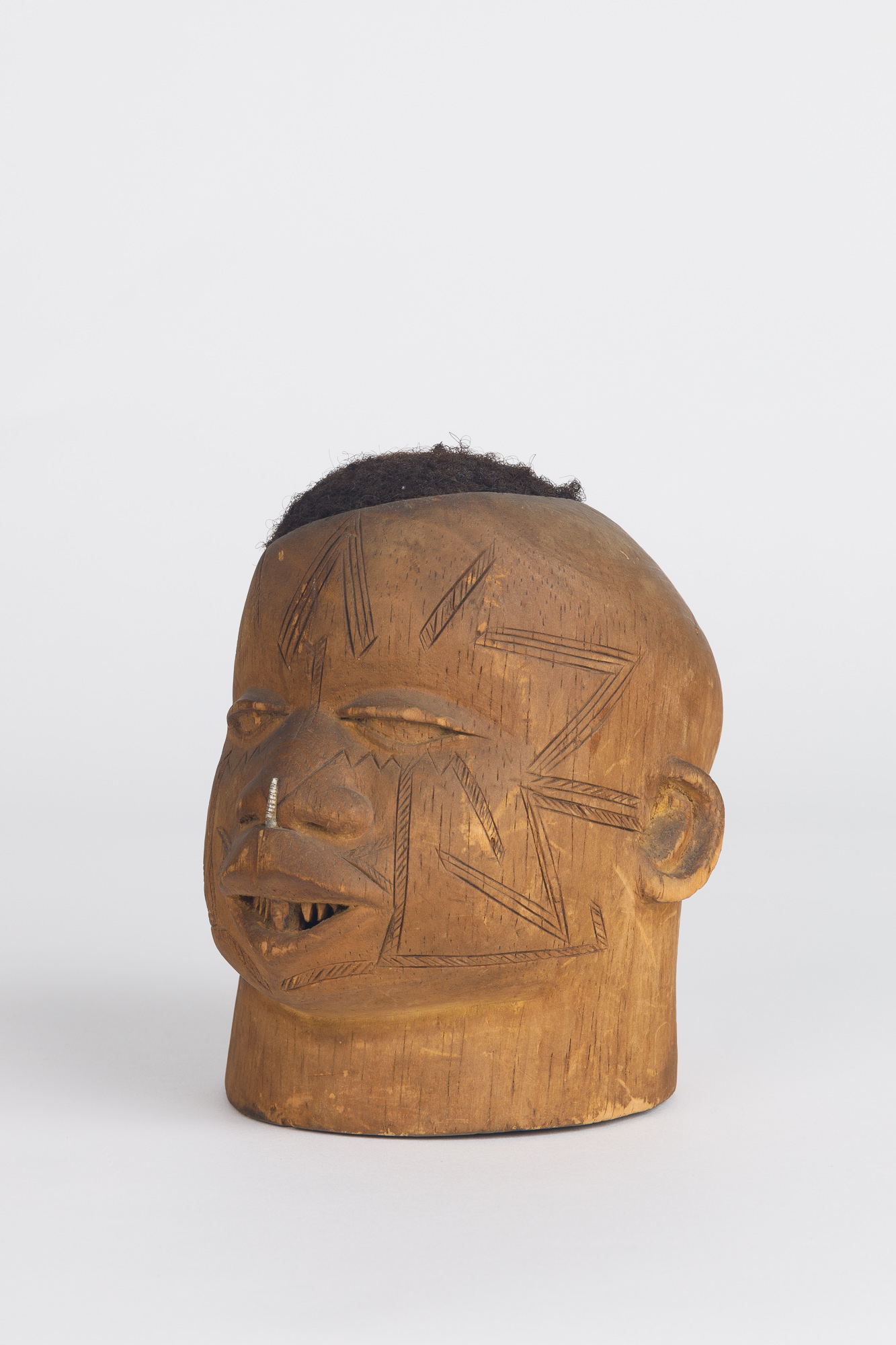 Máscara Mapiko - Museu Afro Brasil